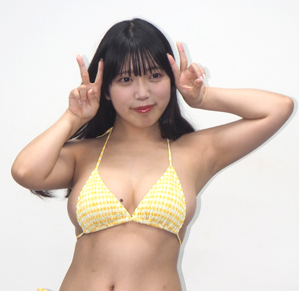 1stDVDの発売記念イベントに登場した高山みれい ― スポニチ Sponichi Annex グラビア